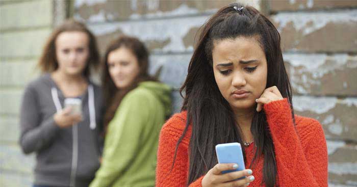 Body Dissatisfaction, Perfectionism, and Media Exposure Among Adolescents
